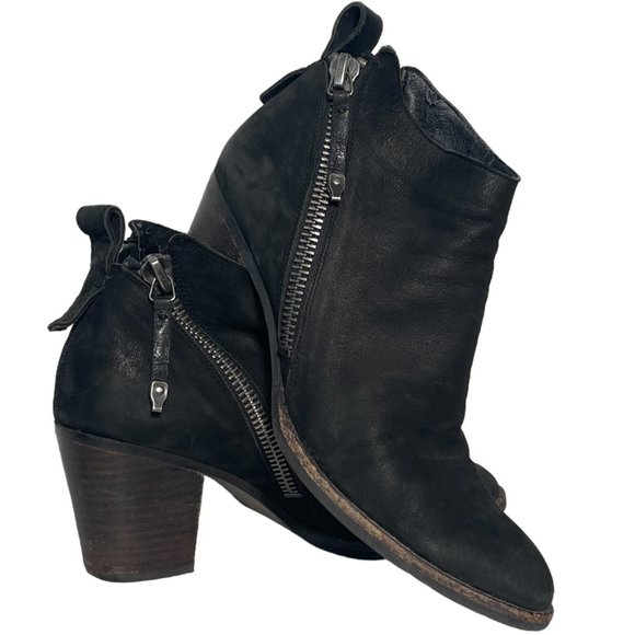 DV by Dolce Vita | Shoes | Dolce Vita Black Matte Leather Ankle Boot ...